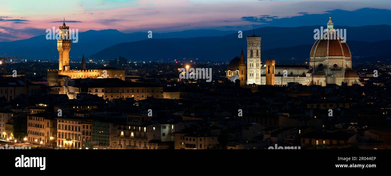 Night panoramic view basilica hi-res stock photography and images - Alamy