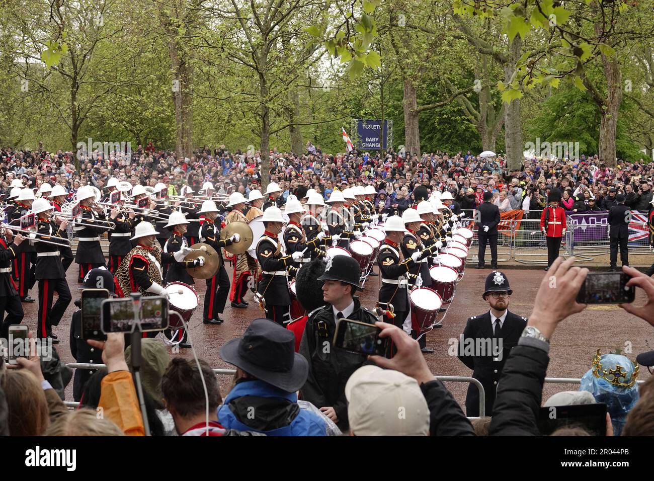Westminster, London, UK. 6th May, 2023. HM Forces in full military ...