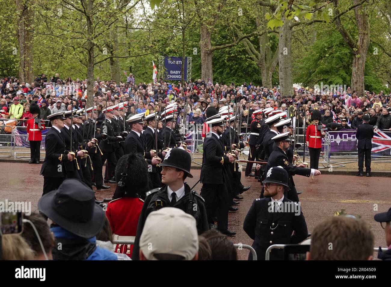 Westminster, London, UK. 6th May, 2023. HM Forces in full military ...