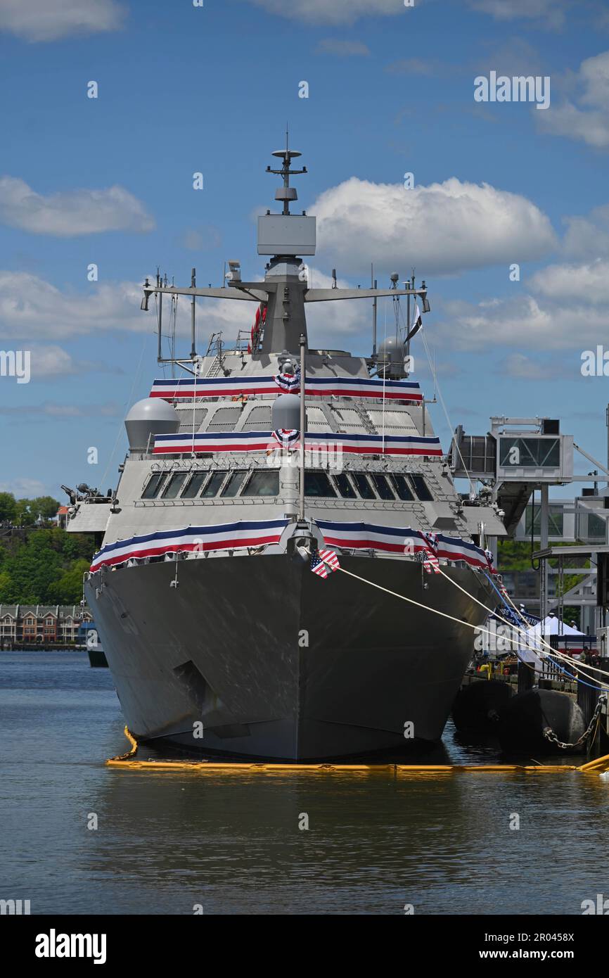 Photo by: NDZ/STAR MAX/IPx 2023 5/6/23 Naval ship USS Cooperstown (LCS ...