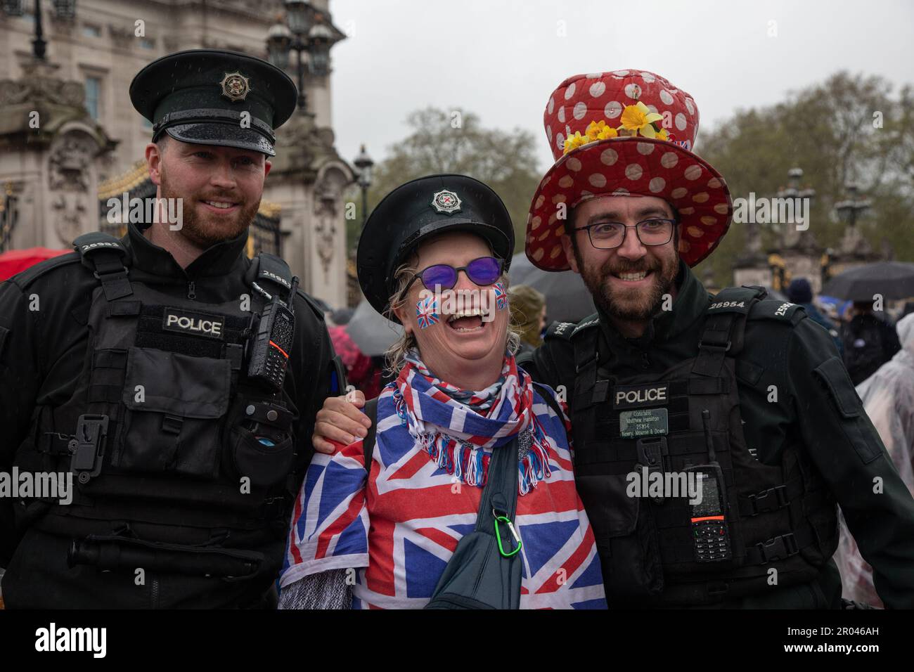 British police hat hi-res stock photography and images - Alamy