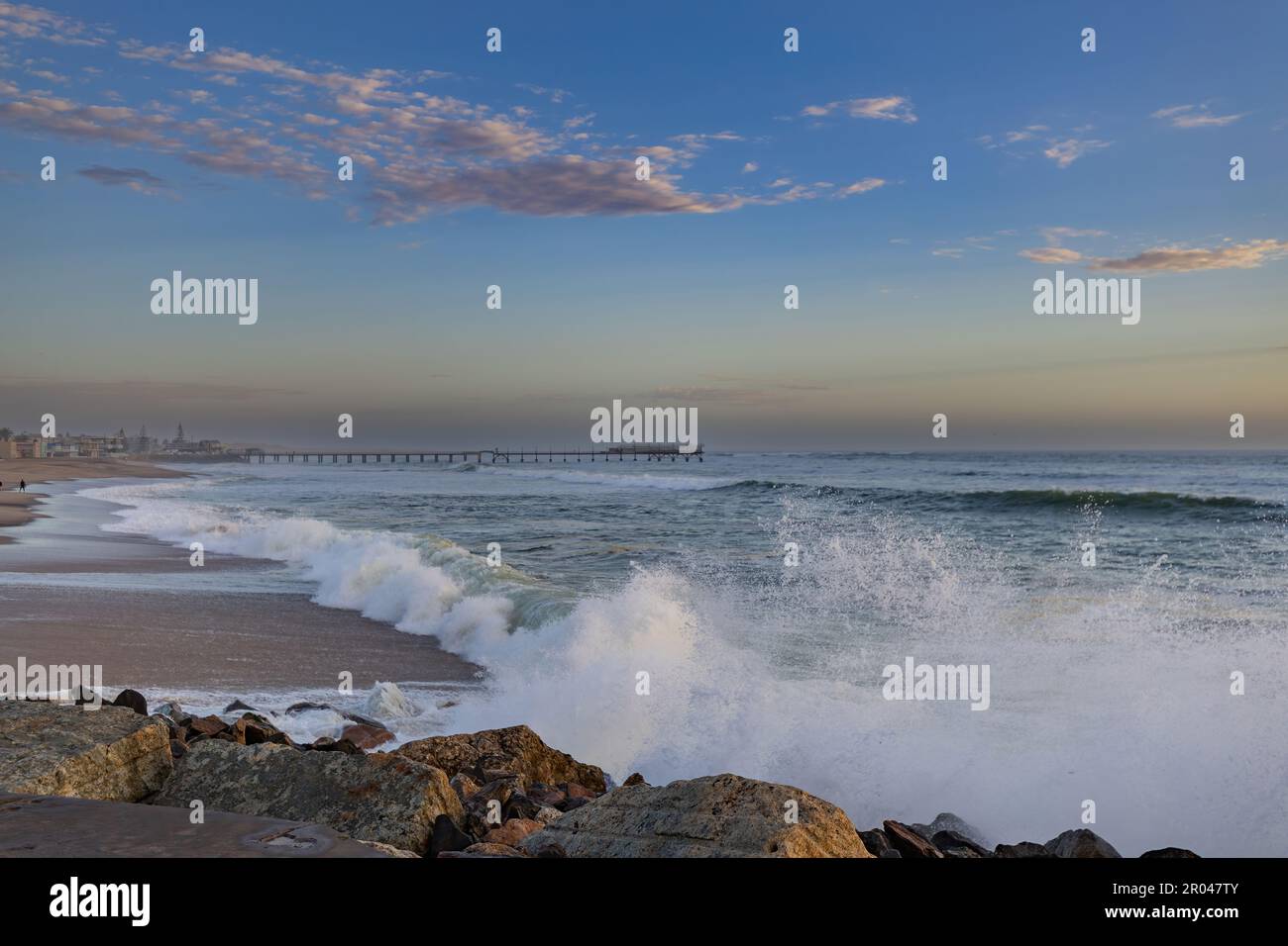 Vastness of the ocean hi-res stock photography and images - Alamy