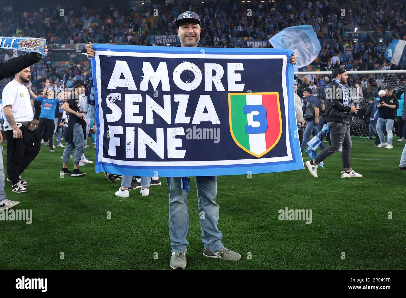 Napoli fan clubs hi-res stock photography and images - Alamy