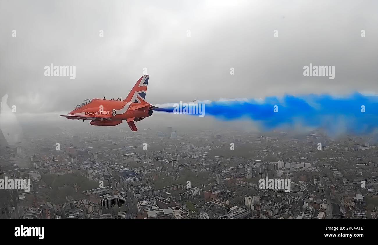 London, UK. 06th May, 2023. The Red Arrows fly over London, following ...