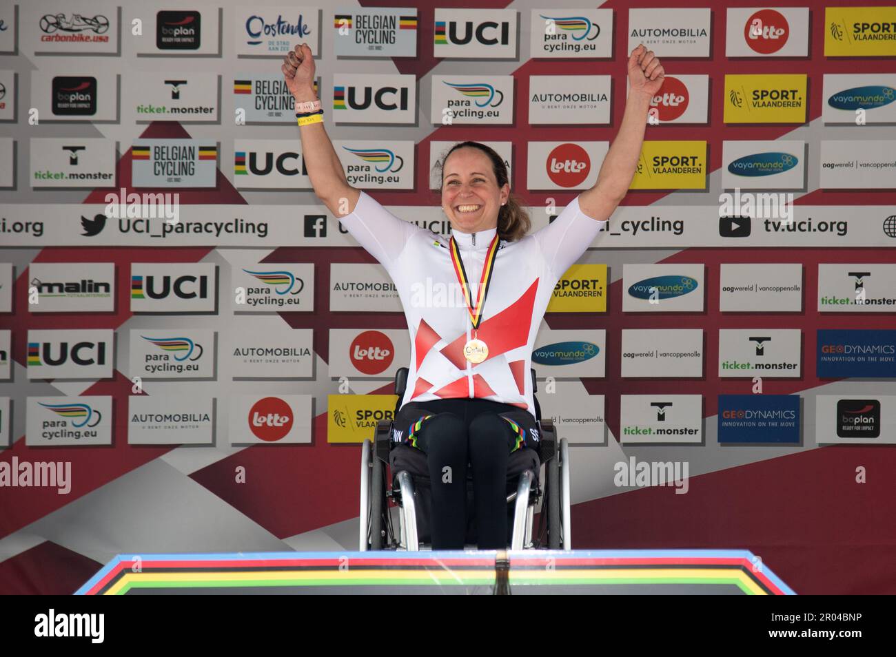 Female leader podium hi-res stock photography and images - Alamy