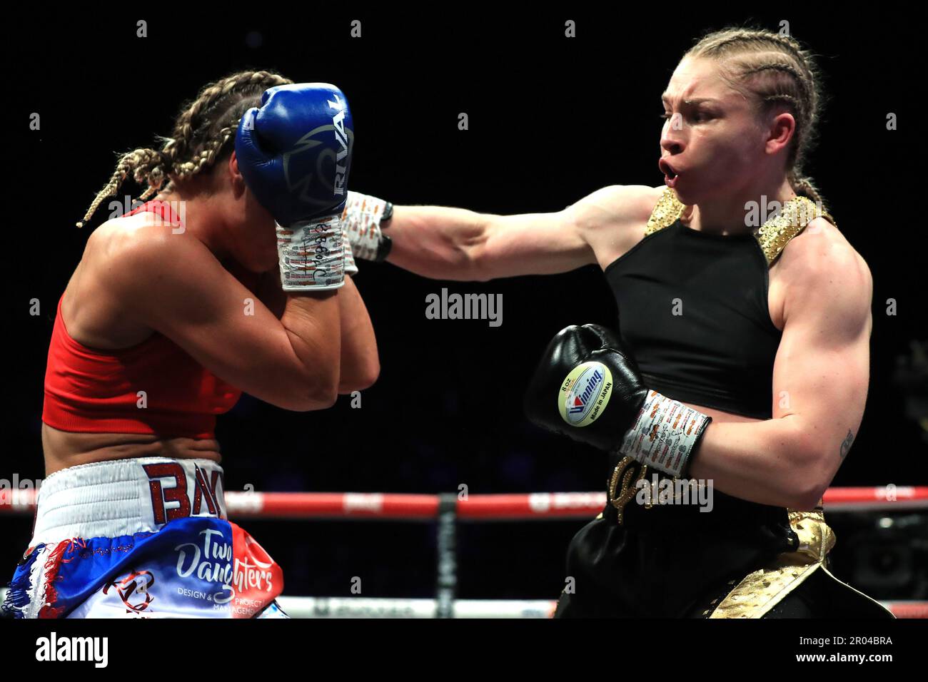 Lauren Price (right) strikes Kirstie Bavington in the Inaugural British ...
