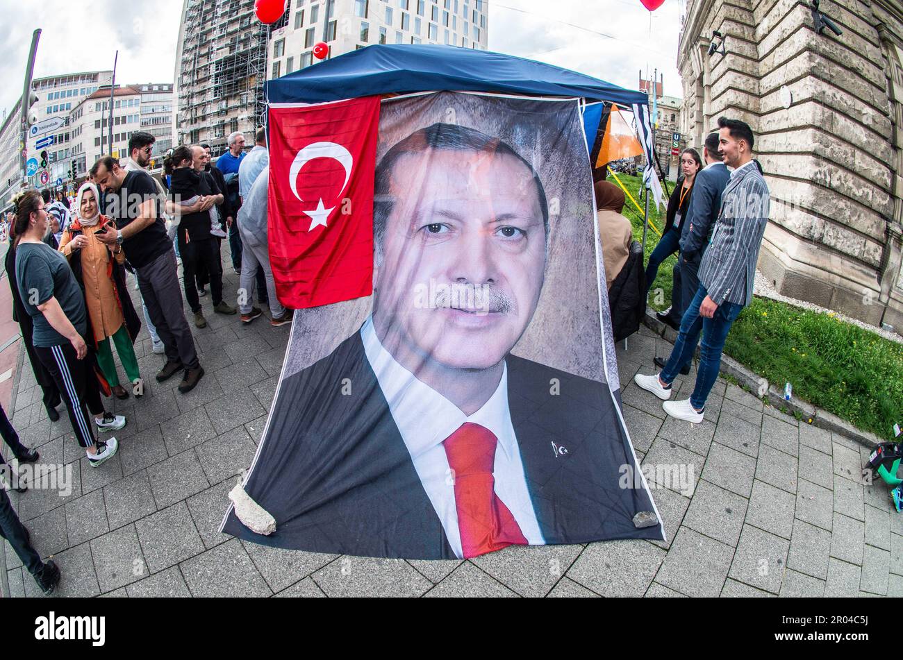 Turkey wolf sign hi-res stock photography and images - Alamy