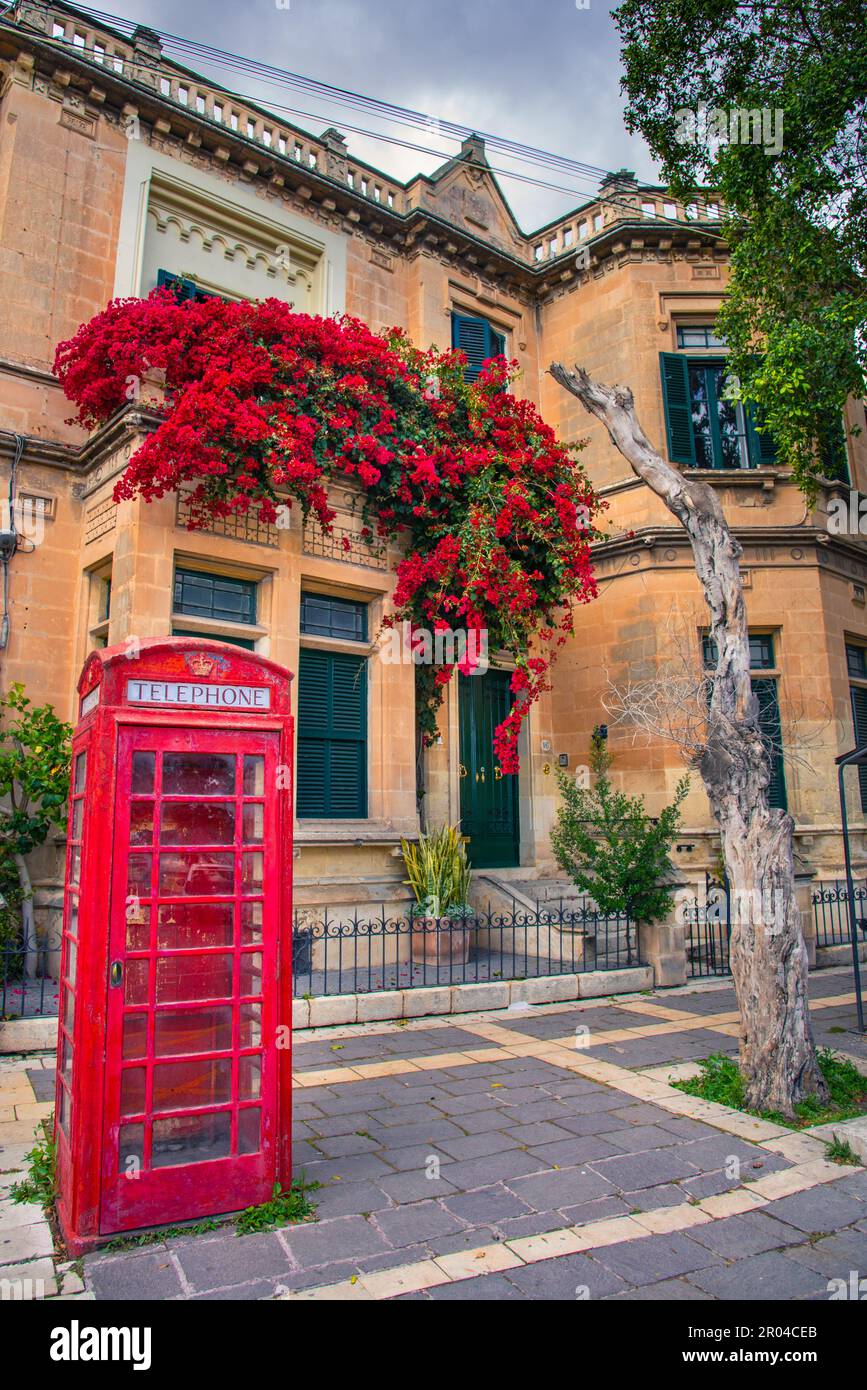 A view of old Mdina street with a traditional Maltese style openwork ...