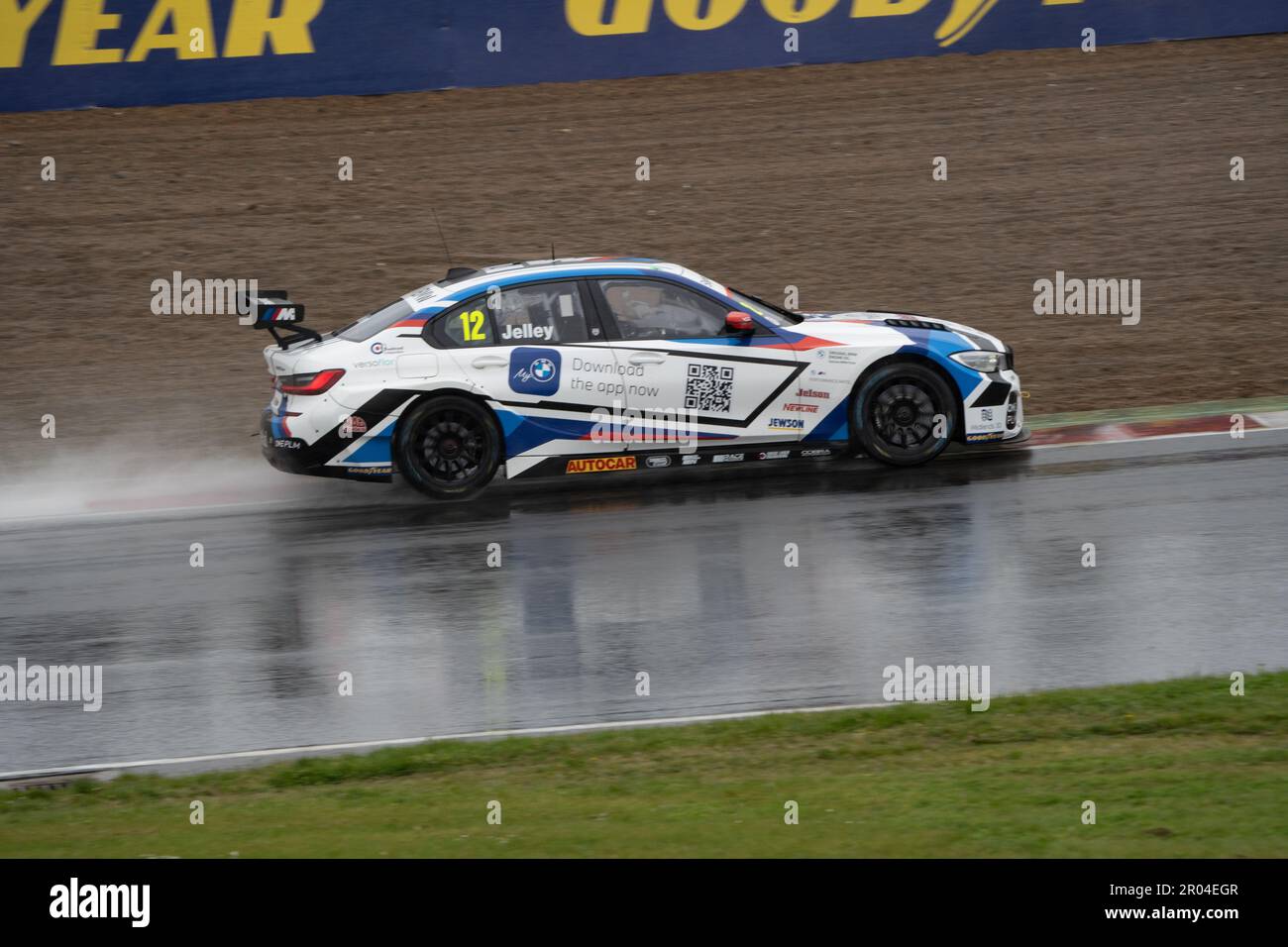 Longfield, UK. 06th May, 2023. Qualifying during the British Touring ...