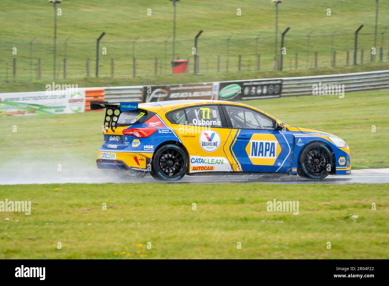 Longfield, UK. 06th May, 2023. Qualifying during the British Touring ...
