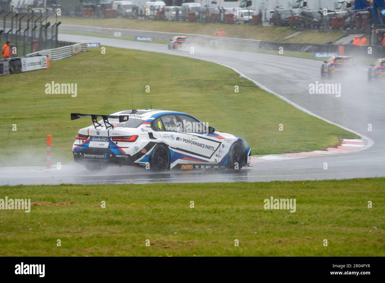 Longfield, UK. 06th May, 2023. Qualifying during the British Touring ...