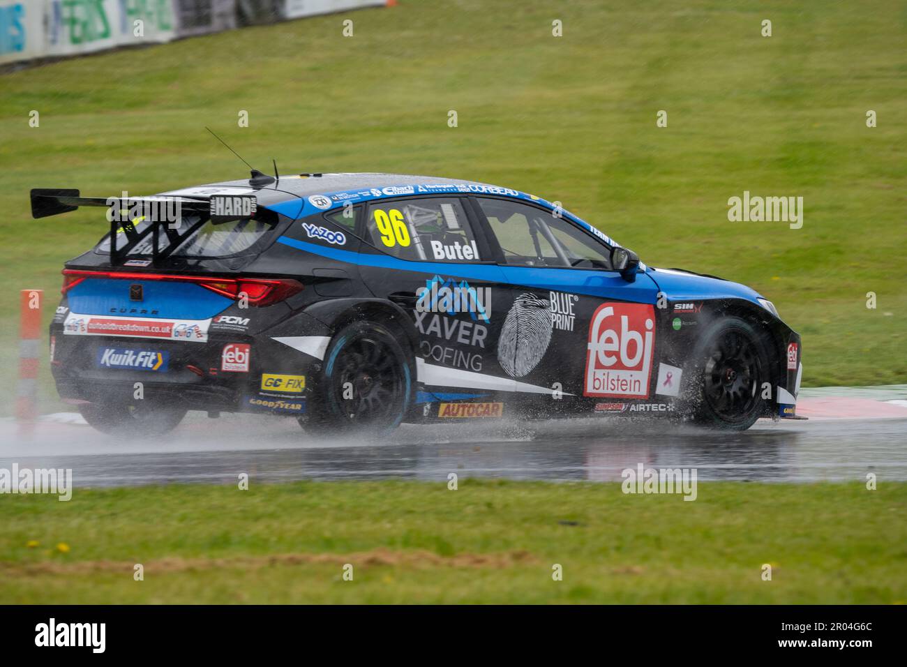 Longfield, UK. 06th May, 2023. Qualifying during the British Touring ...