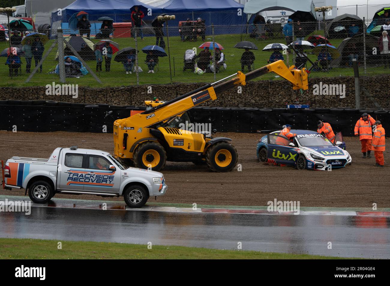 Longfield, UK. 06th May, 2023. Qualifying during the British Touring ...