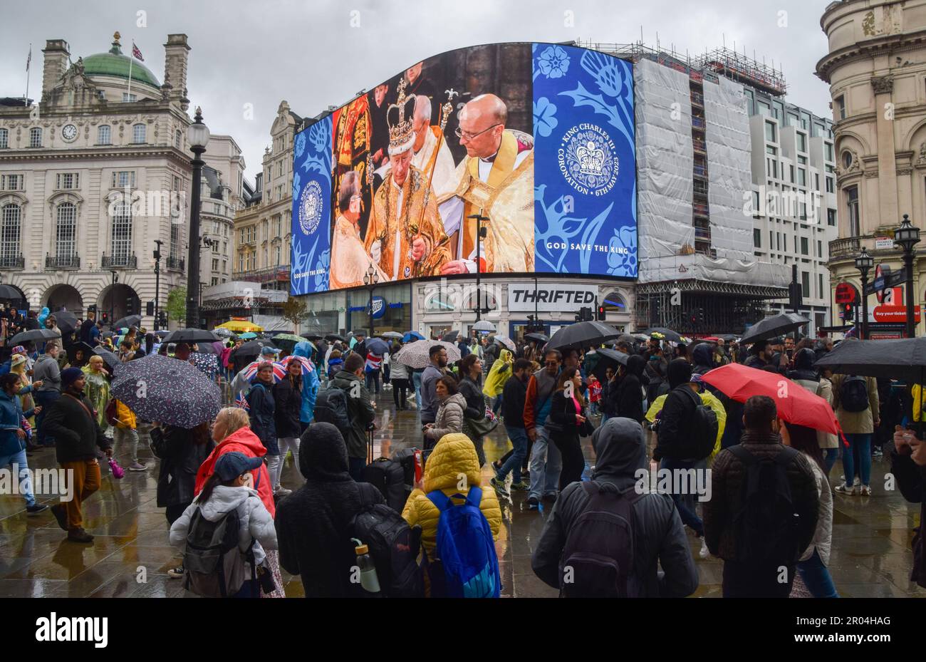 London, UK. 06th May, 2023. Piccadilly Lights screen in Piccadilly ...