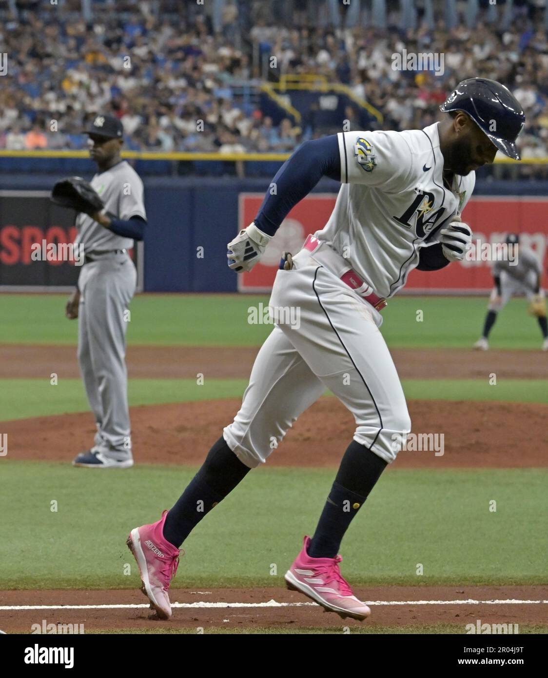 St Petersburg, USA. 06th May, 2023. Tampa Bay Rays first baseman Yandy ...