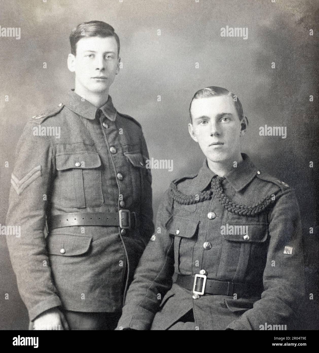 Two First World War infantry soldiers, a corporal and drummer Stock ...