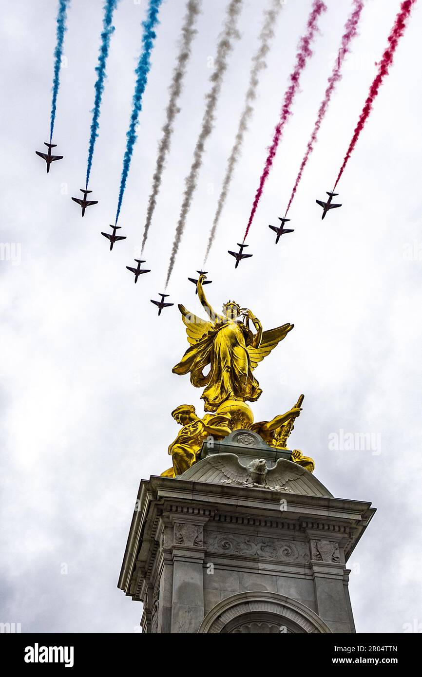 The Red Arrows fly over London, following King Charles III and Queen ...