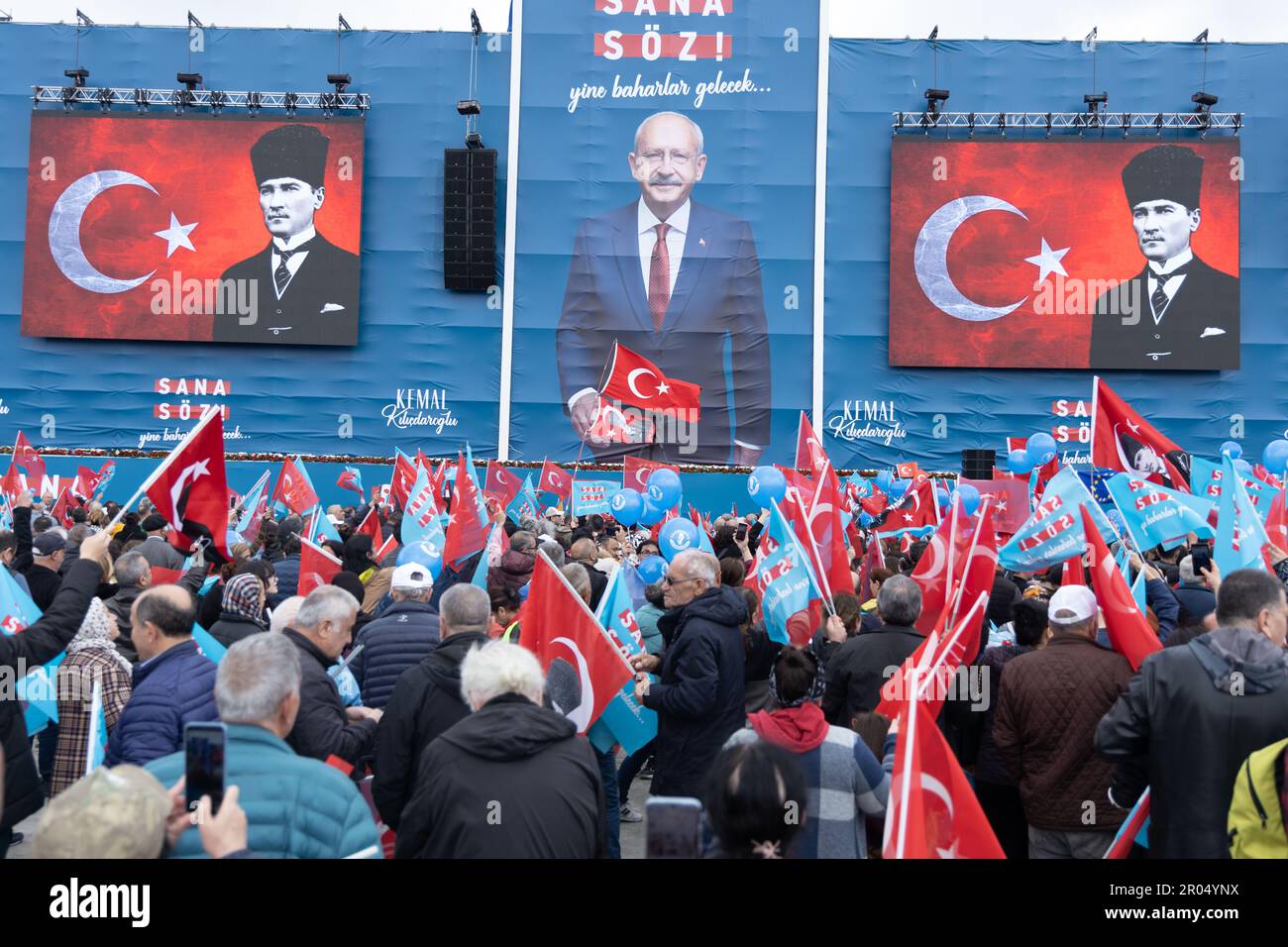 Istanbul, Istanbul, Turkey. 6th May, 2023. Supporters wave flags and ...