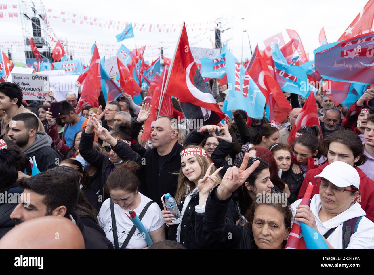 Istanbul, Istanbul, Turkey. 6th May, 2023. Supporters wave flags and ...