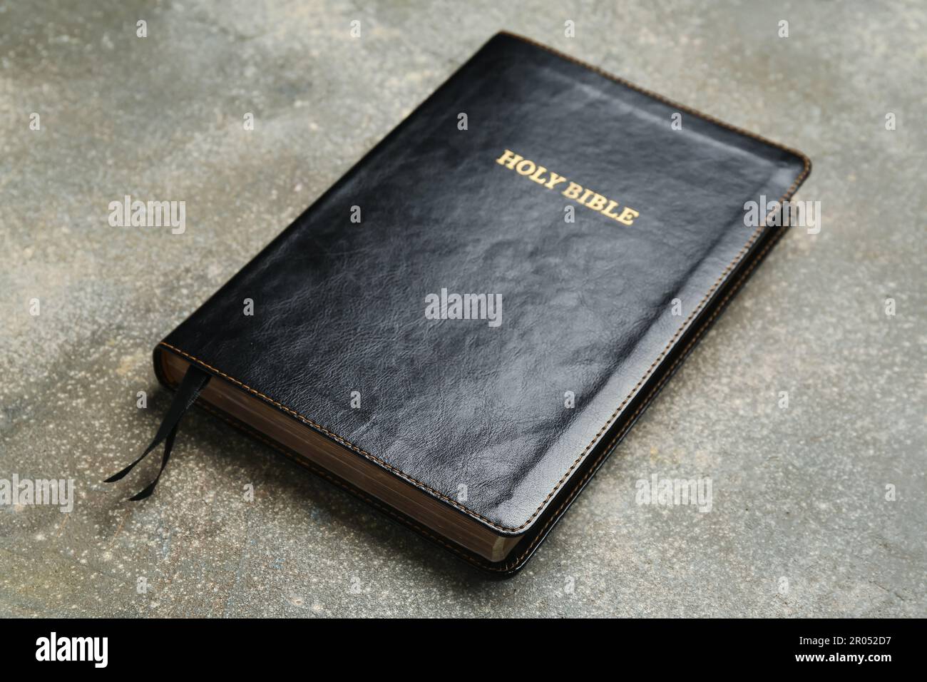 Holy Bible on grunge background Stock Photo - Alamy