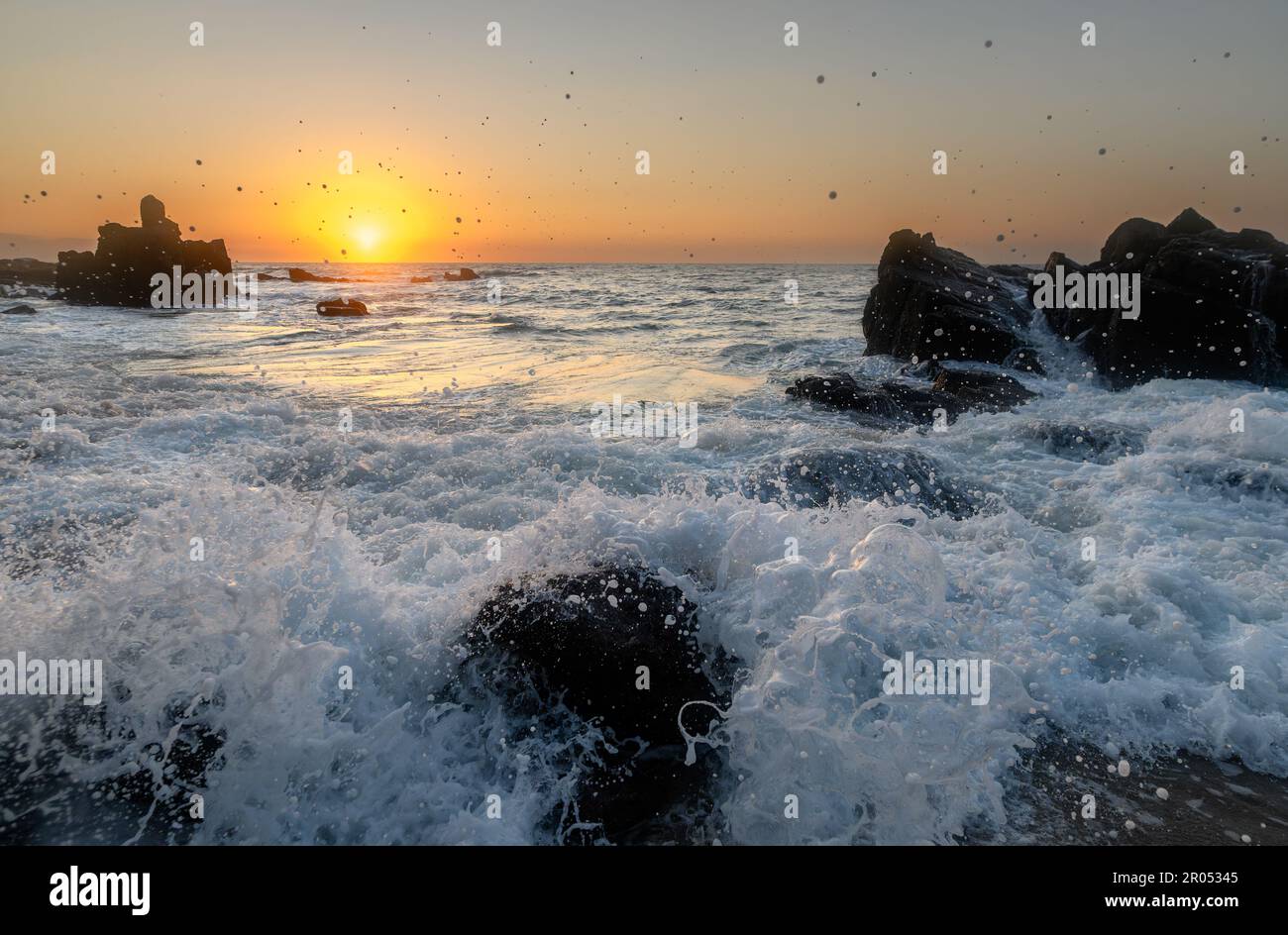 Wave sunset surf hi-res stock photography and images - Alamy