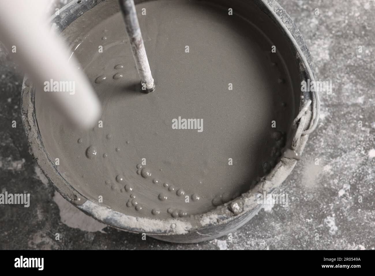 Concrete in bucket hi-res stock photography and images - Alamy
