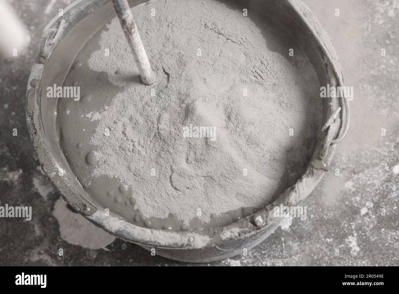 Cement powder hi-res stock photography and images - Alamy