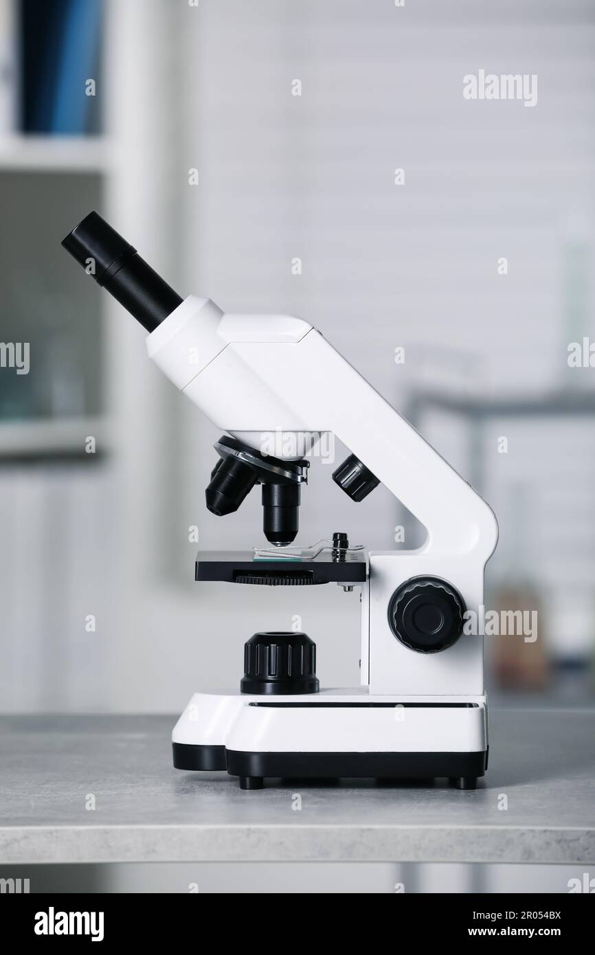 Grey microscope hi-res stock photography and images - Alamy