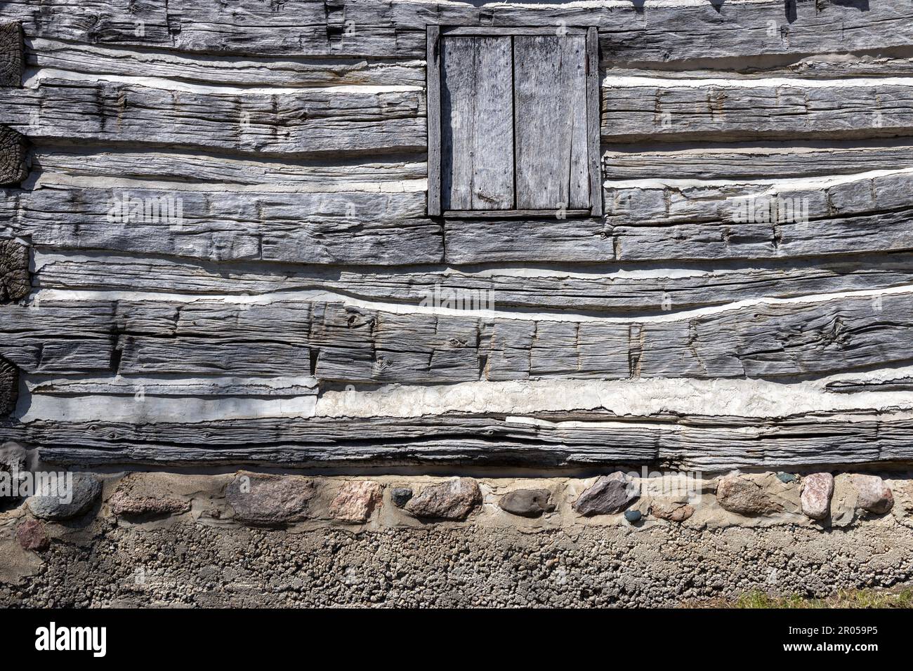 Old log cabin 1800s hi-res stock photography and images - Alamy