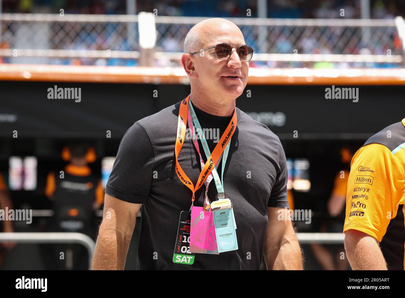 Jeff bezos portrait hi-res stock photography and images - Alamy