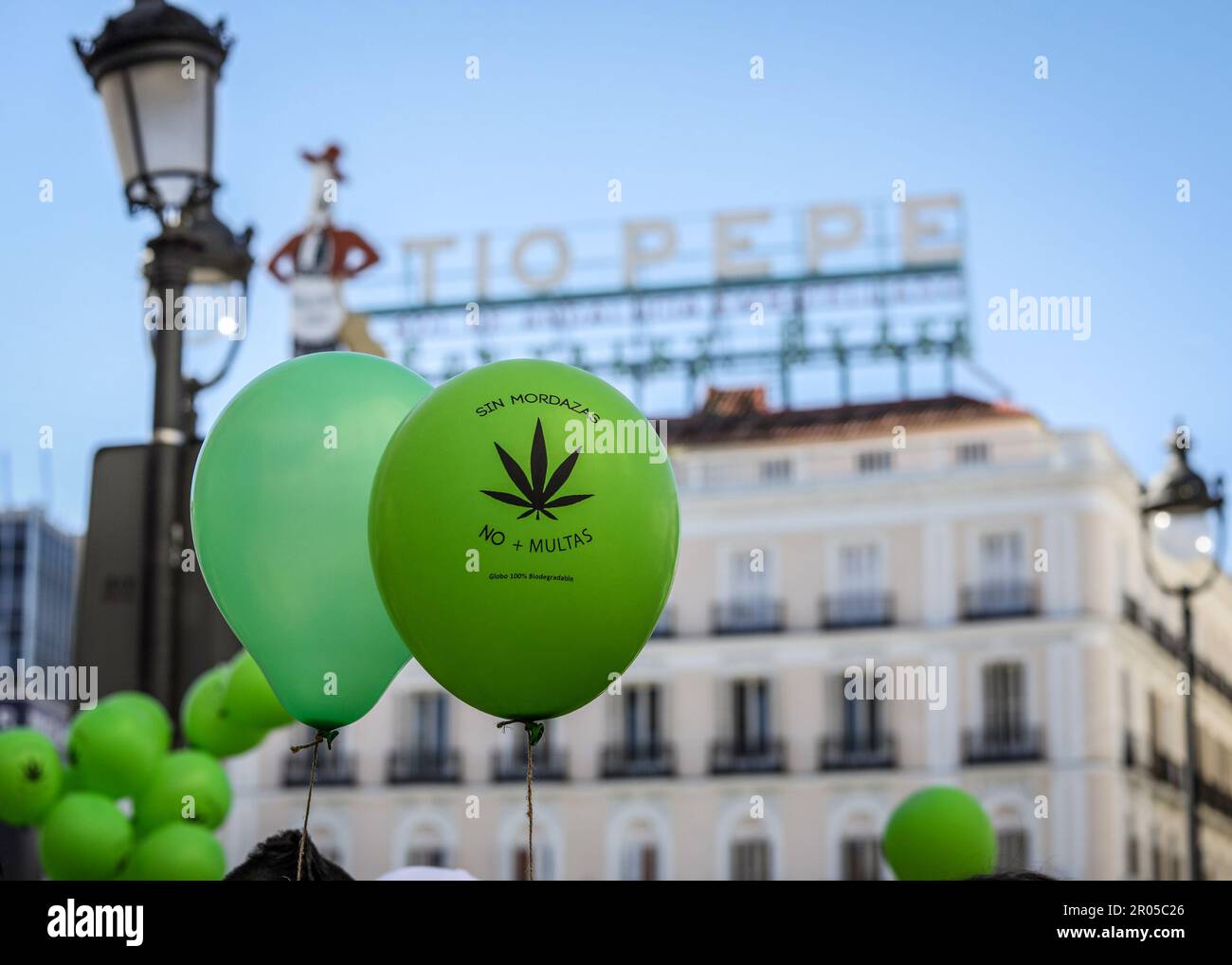 Madrid, Spain. 06th May, 2023. A green balloon launched by the ...