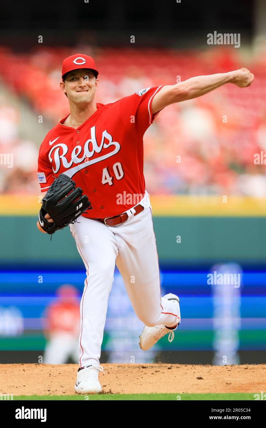Cincinnati Reds' Nick Lodolo throws during a baseball game against the ...