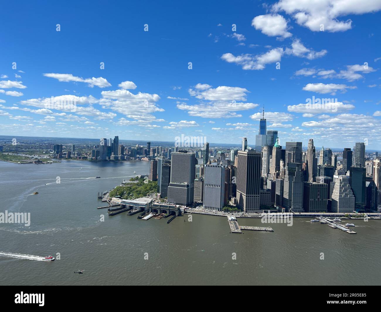 Lower view of legs hi-res stock photography and images - Alamy