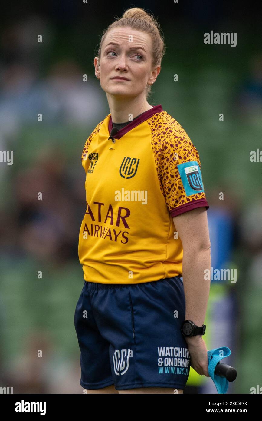 Dublin, Ireland. 06th May, 2023. Referee Assistant Hollie Davidson ...