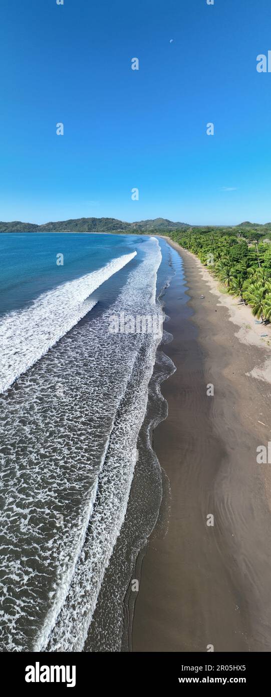 Escape to the idyllic tropical paradise of Tambor Beach in Costa Rica ...