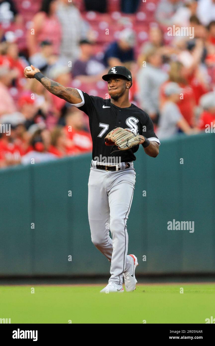 Chicago White Sox's Tim Anderson fields the ball and throws during a ...