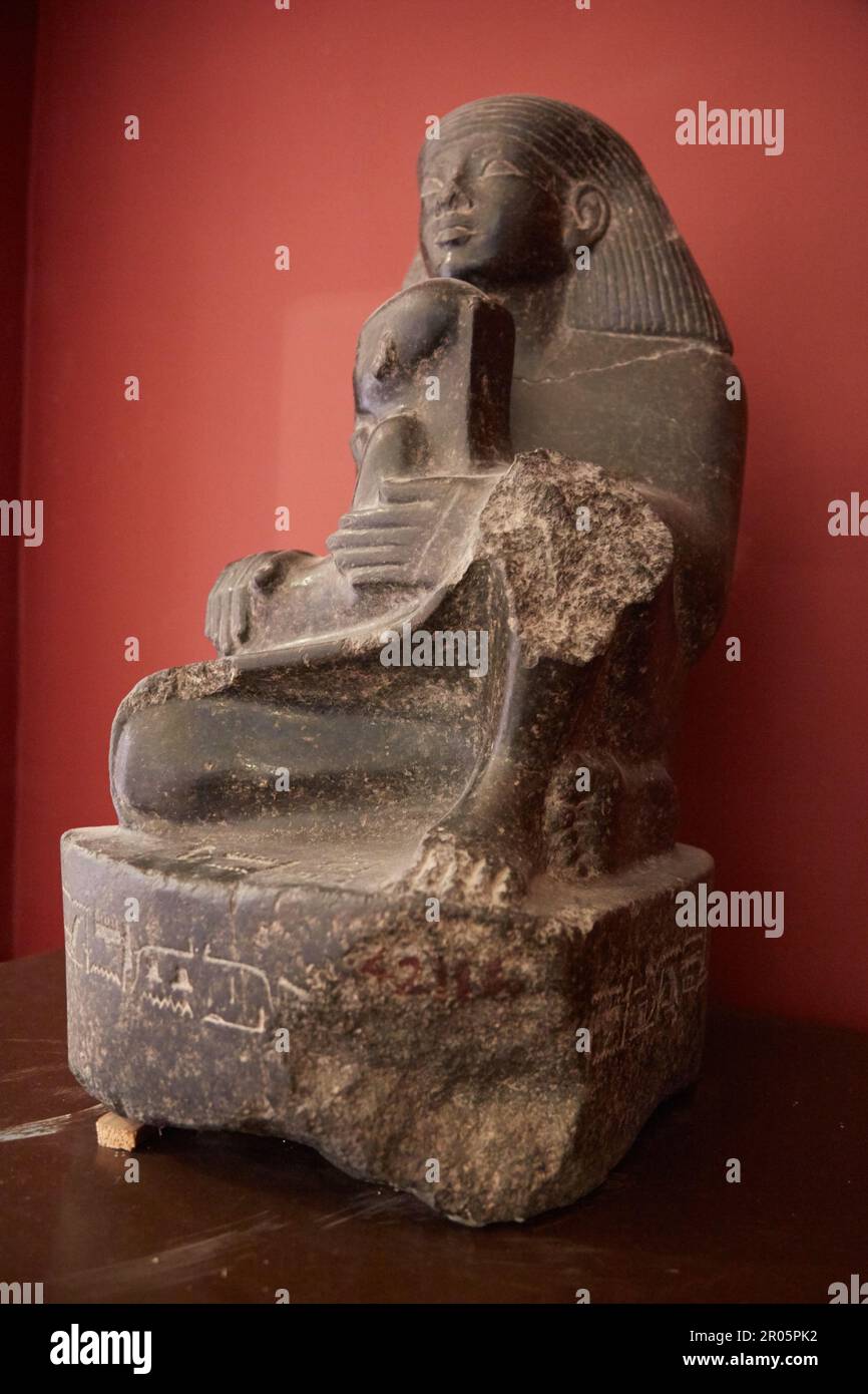 Charming Block Statue of Senmut and Queen Hatshepsut's Daughter at ...