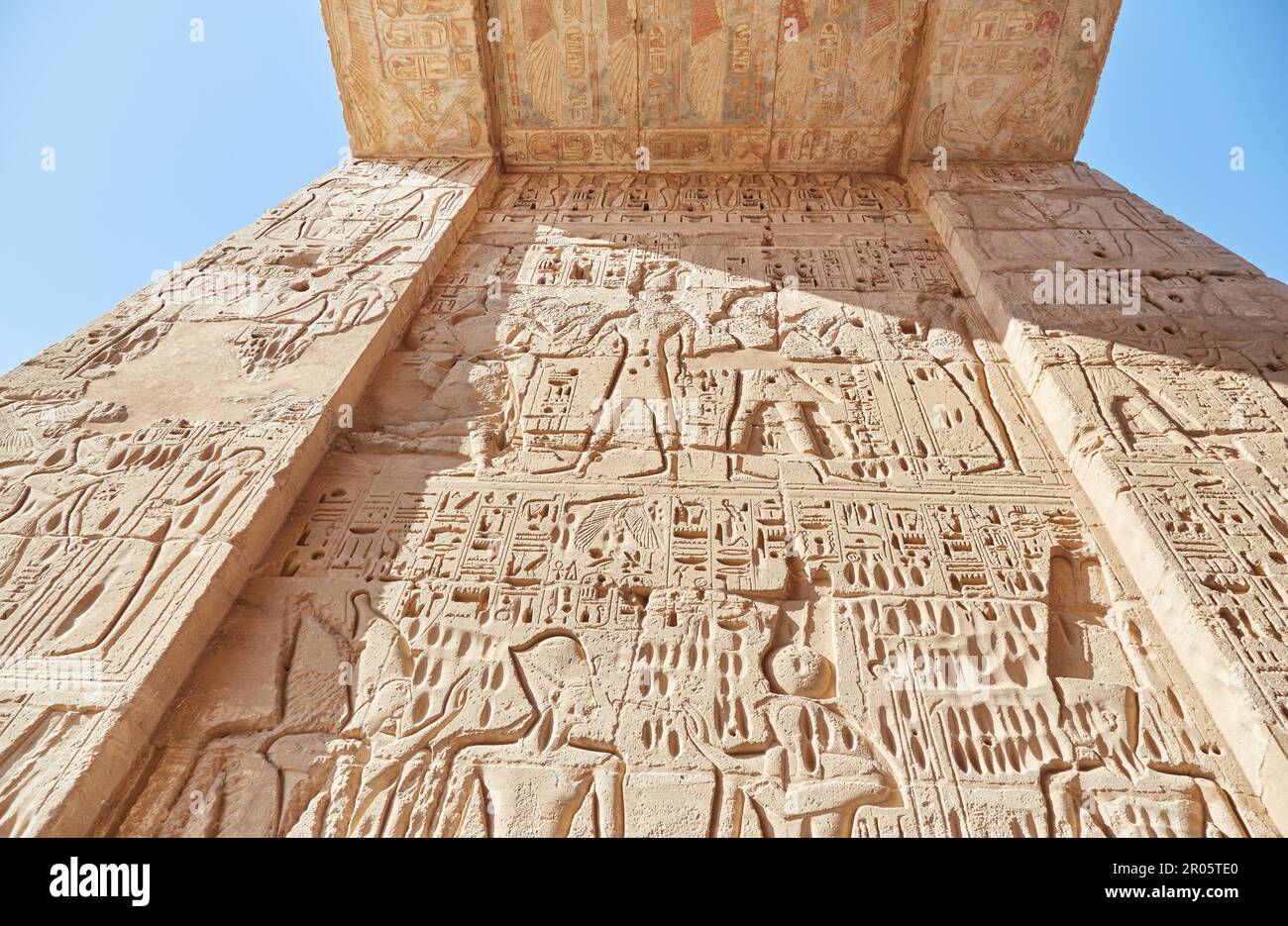 Medinet Habu, the Amazing Mortuary Temple of Ramesses III of Egypt's ...