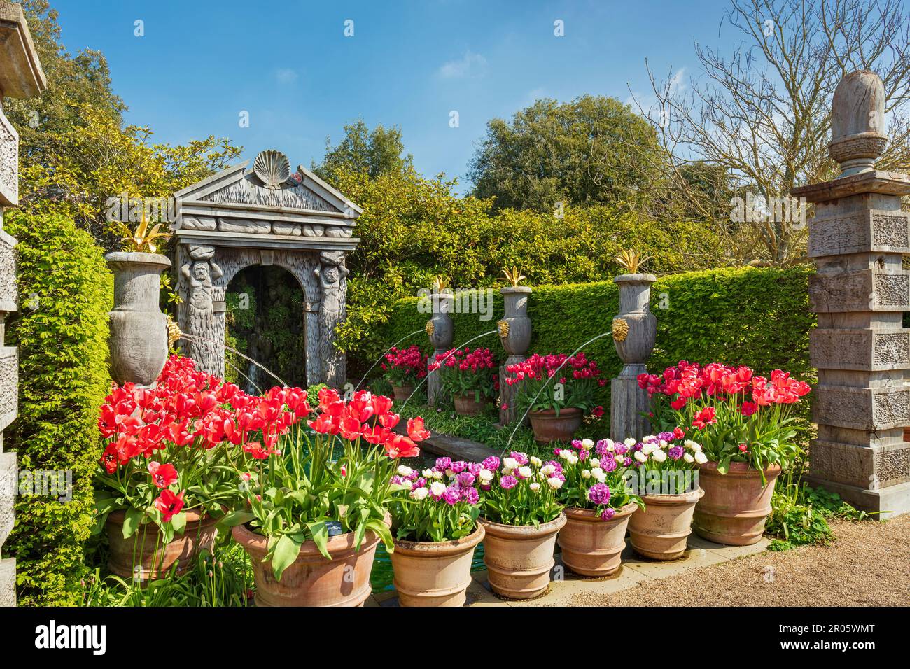 Arundel Castle gardens Stock Photo - Alamy