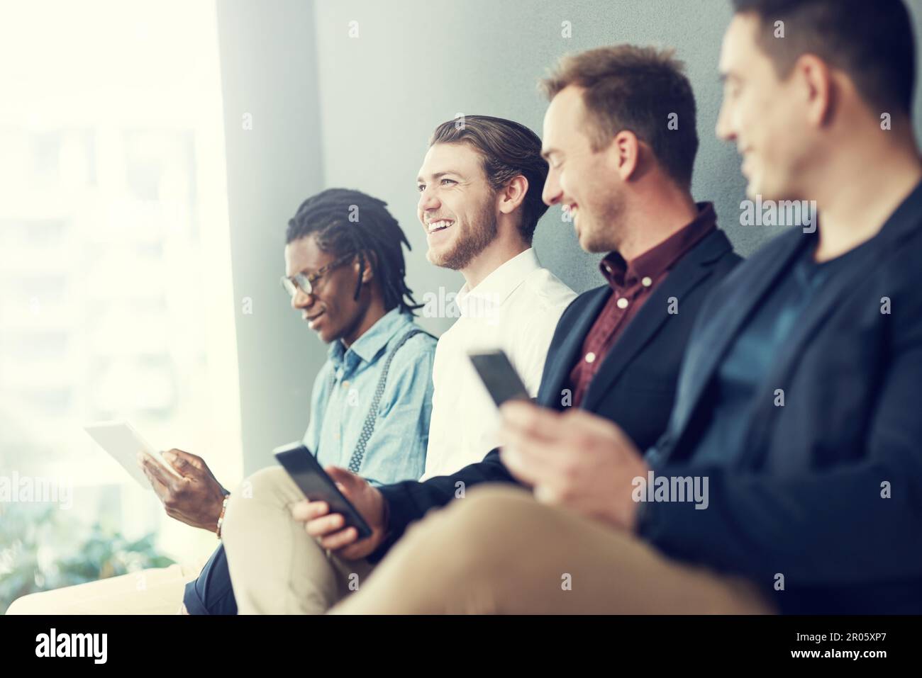 Man men male line queue waiting hi-res stock photography and images - Alamy