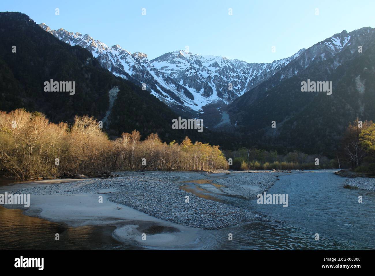 Dawn scenery of Kamikochi with Mount Hotaka and Azusa River, in Japan ...