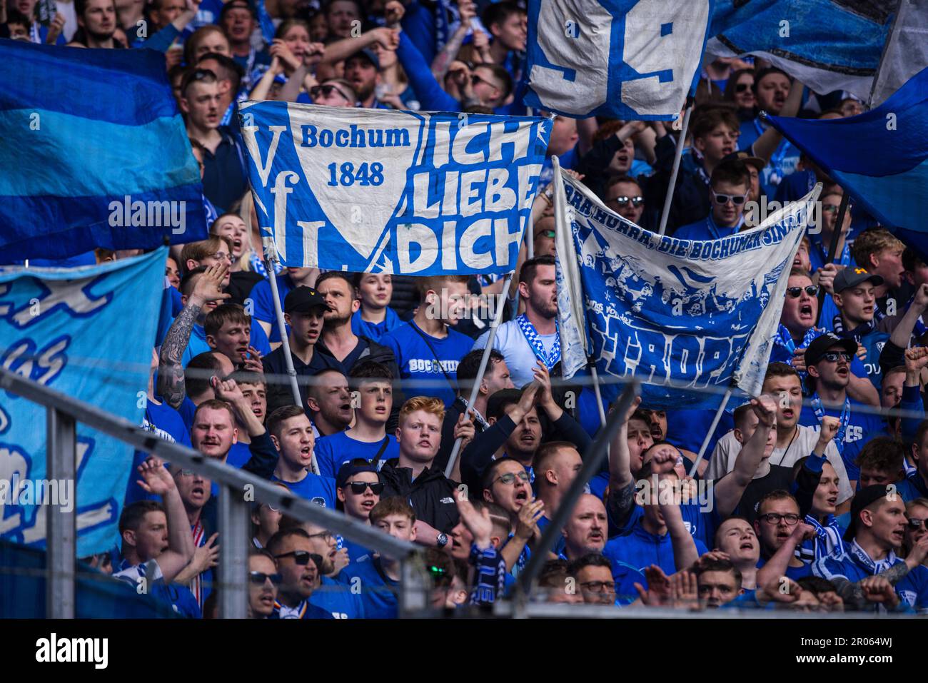 Vfl bochum fans hi-res stock photography and images - Alamy