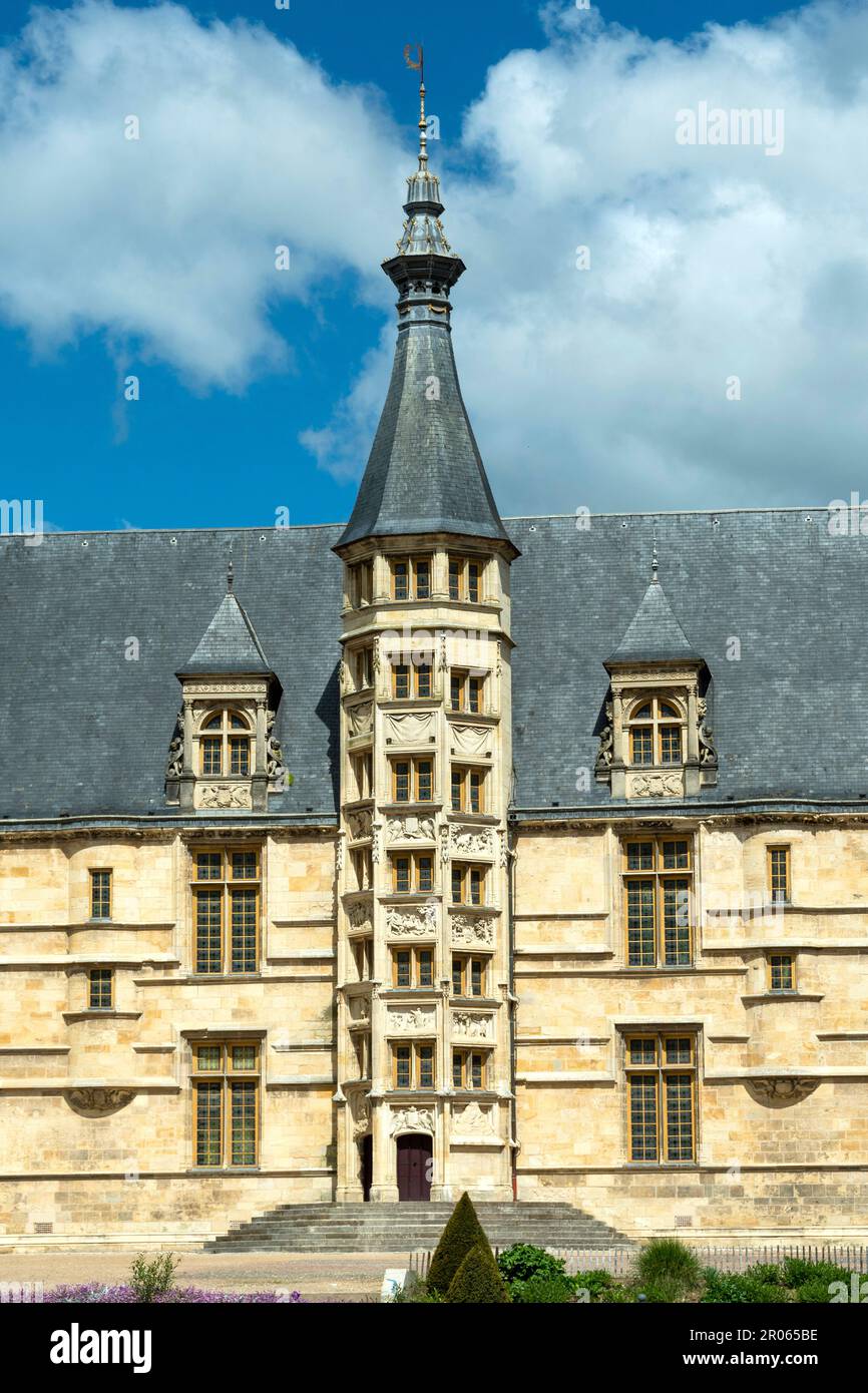 Nevers. The ducal palace was the home of the lords of the Nièvre region ...