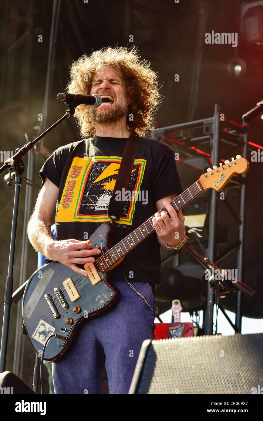 Alt band hi-res stock photography and images - Alamy