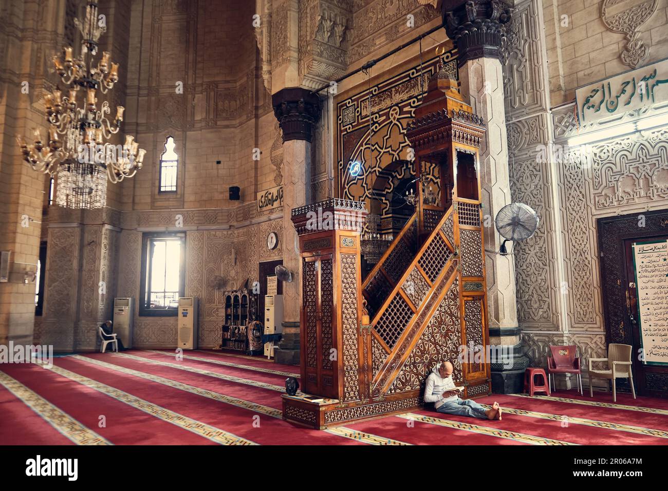 Interior of Abu al-Abbas al-Mursi Mosque Stock Photo - Alamy