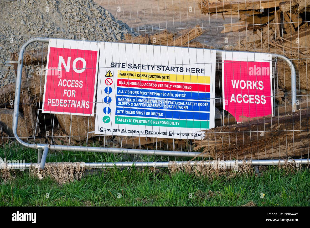 Construction site health and safety message rules sign board signage on ...