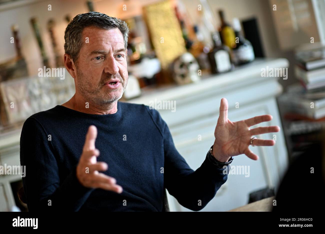 Former bild newspaper editor hi-res stock photography and images - Alamy