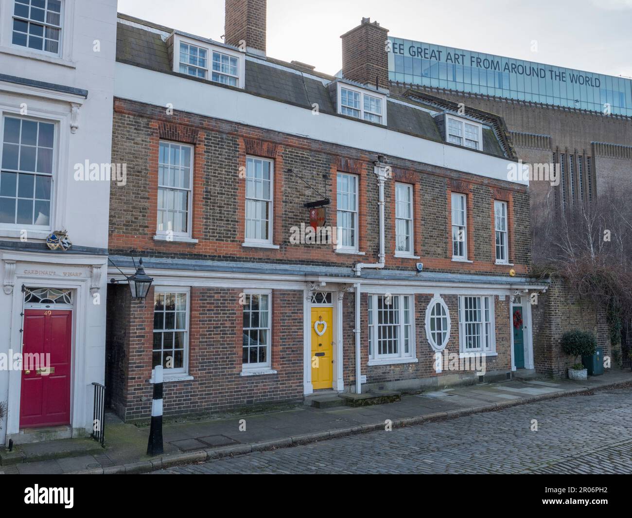 The Deanery house on Bankside in central London, UK Stock Photo - Alamy