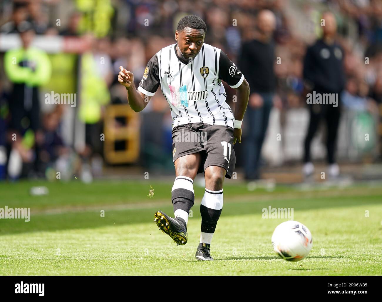 Aaron nemane notts county hi-res stock photography and images - Alamy