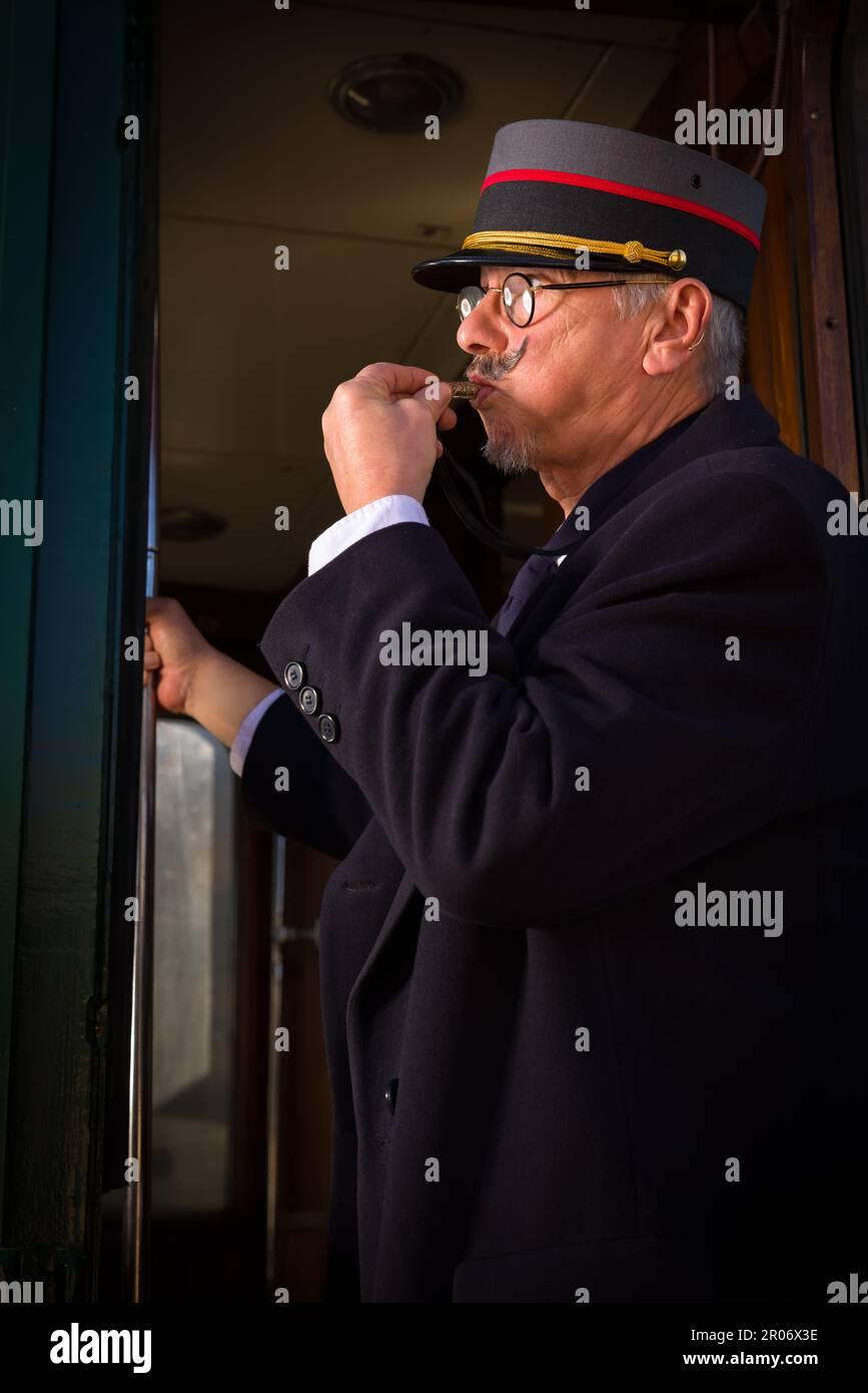 1920s service station hi-res stock photography and images - Alamy
